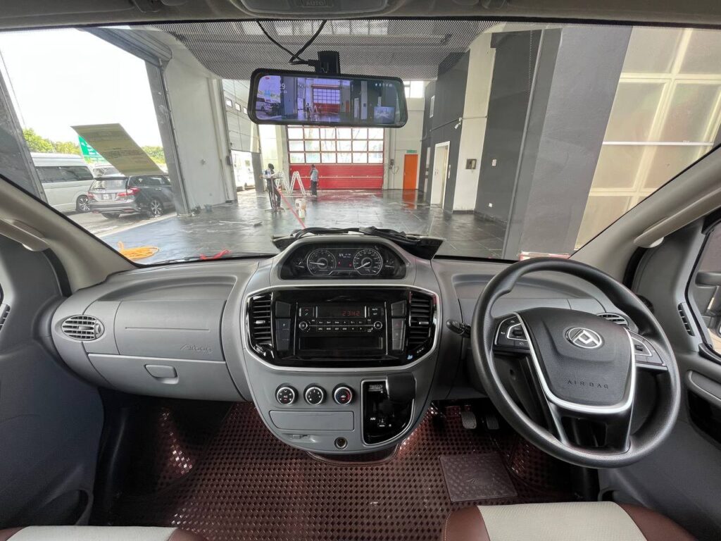 RV Maxus Motorhome
