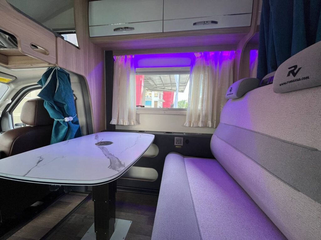 RV Maxus Motorhome