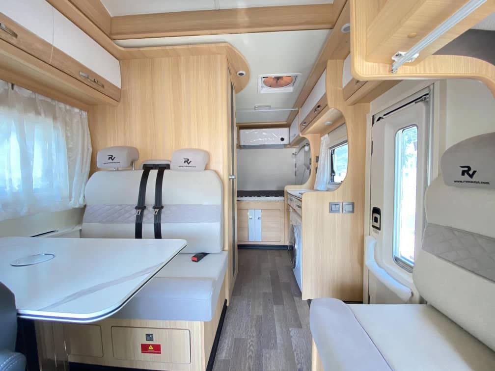 RV Maxus Motorhome